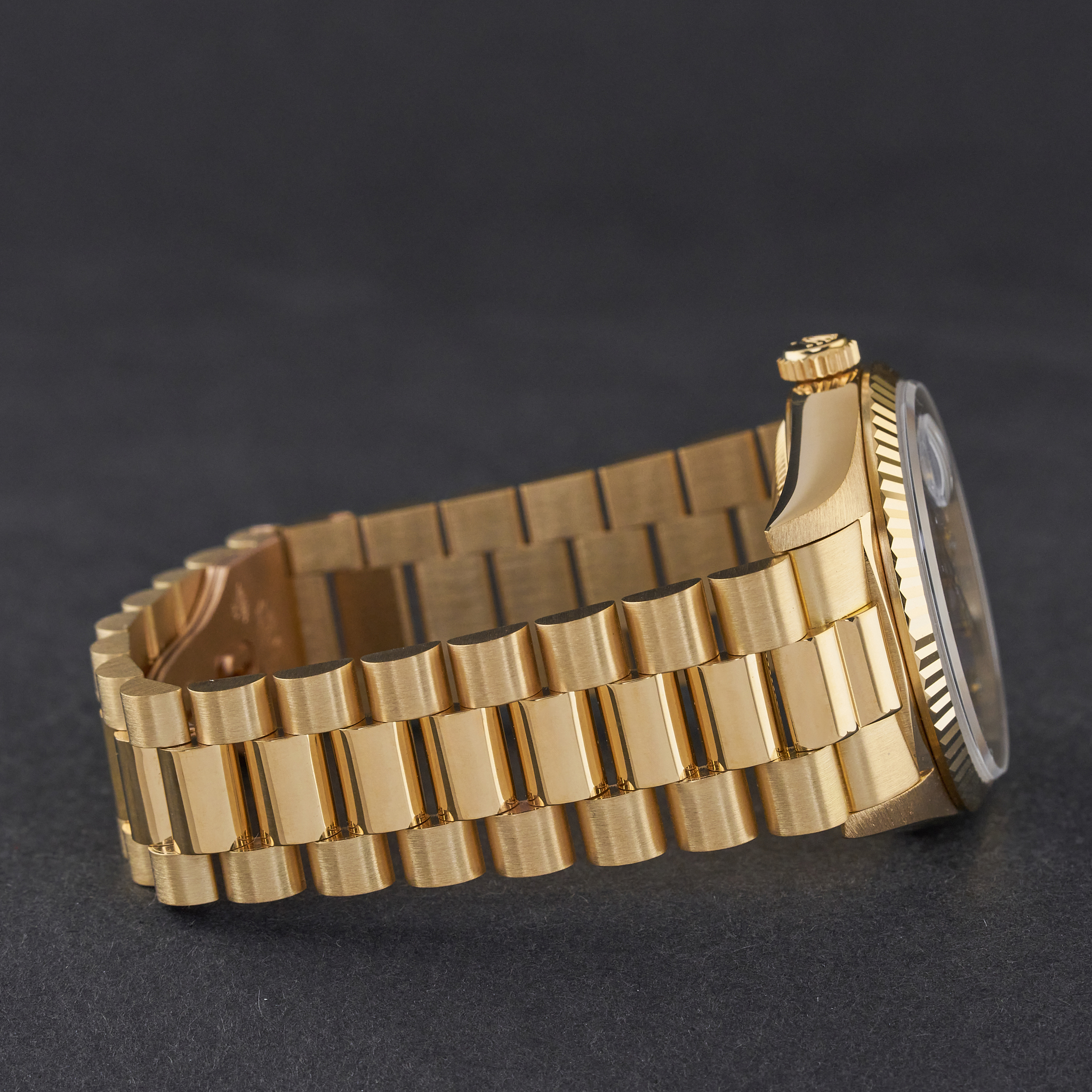 Rolex Day Date President, 18238, 36mm, 1991, Yellow gold, Lapis Lazuli Diamond dial, Fullset, 1y ...